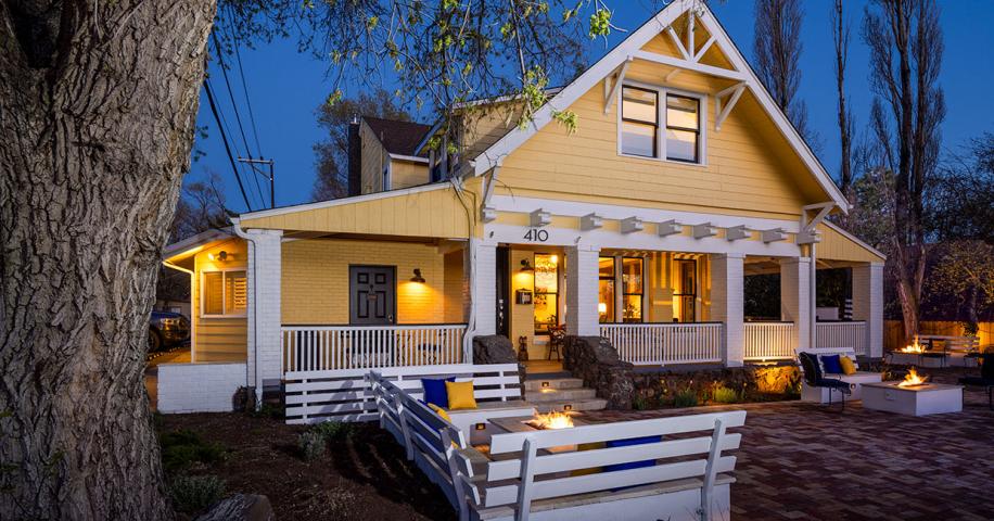 Bespoke Inn Flagstaff | Arizona Highways